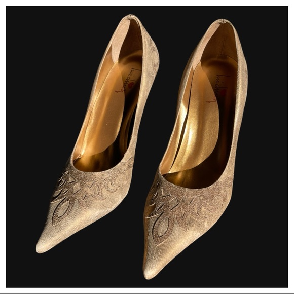 Luichiny | Shoes | Luichiny Annetta Metallic Gold Scroll Shoes | Poshmark